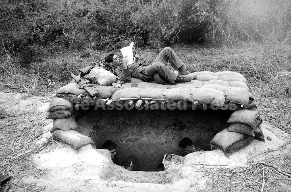 Vietnam War: US Foxholes and Shelters 1966 | Buy Photos | AP Images | DetailView