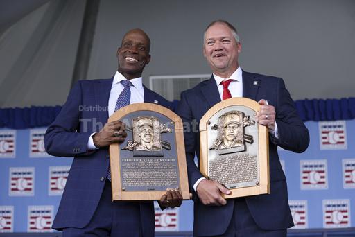 Scott Rolen credits his parents, Fred McGriff thanks fellow players at ...