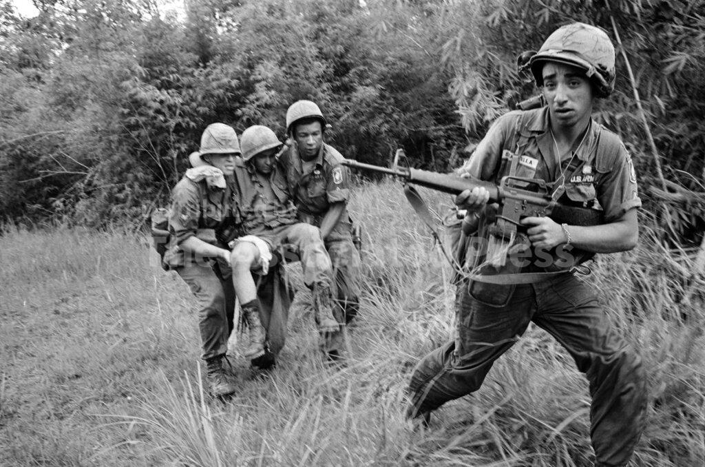 Vietnam War US Wounded | Buy Photos | AP Images | DetailView