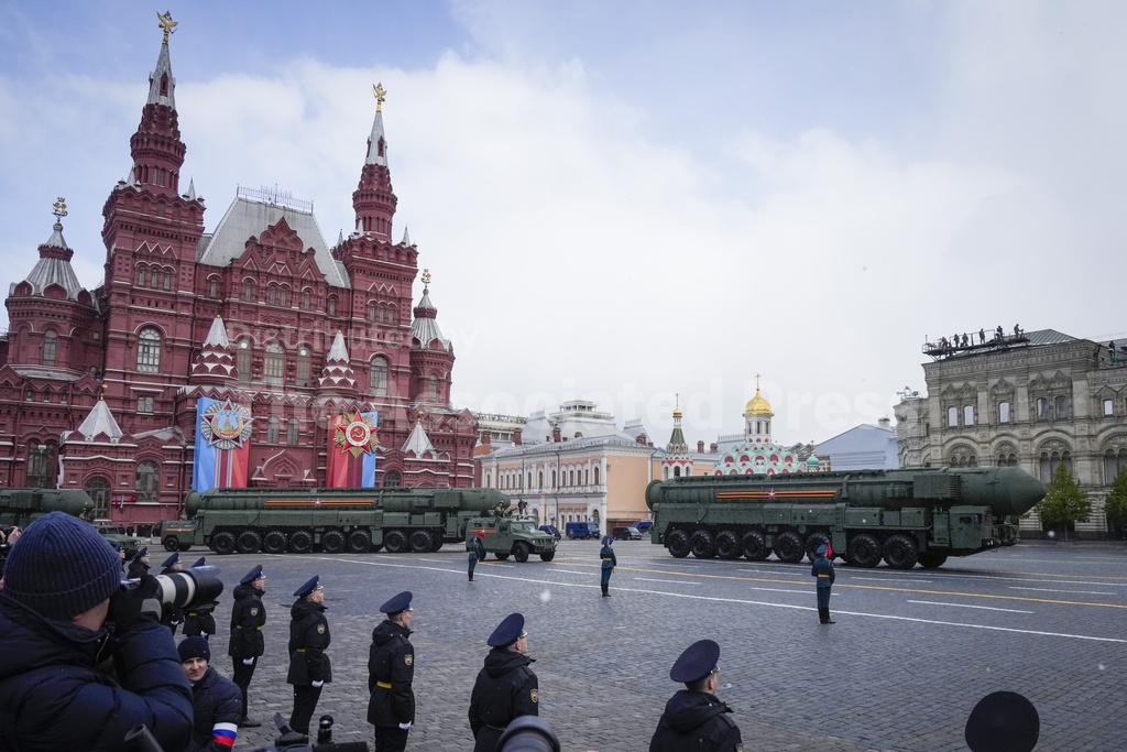 Russia celebrates victory in World War II as Putin accuses the West of ...