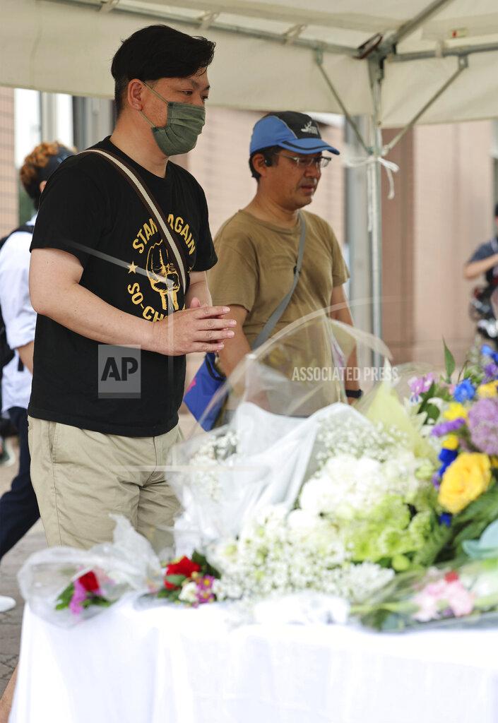 Correction Japans Former Pm Shinzo Abe Shot To Death In Nara Buy