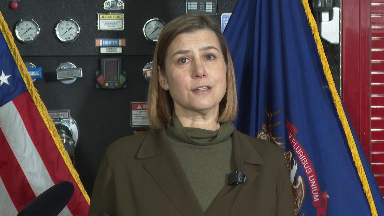 FBI seeks interviews with Democrats who urged US troops to defy illegal ...