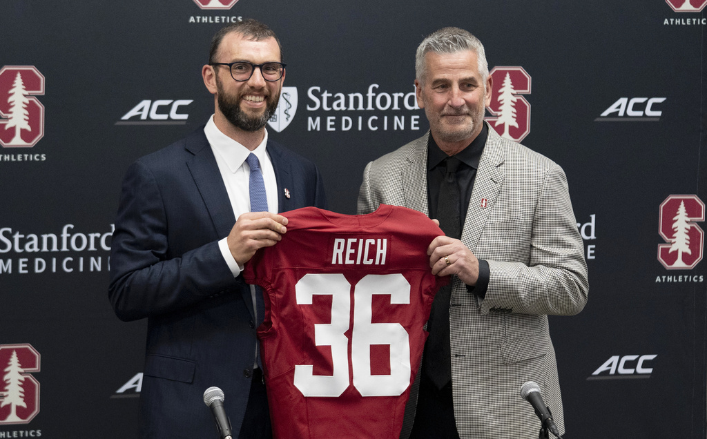 Andrew Luck's return to Stanford football aims to revive struggling ...