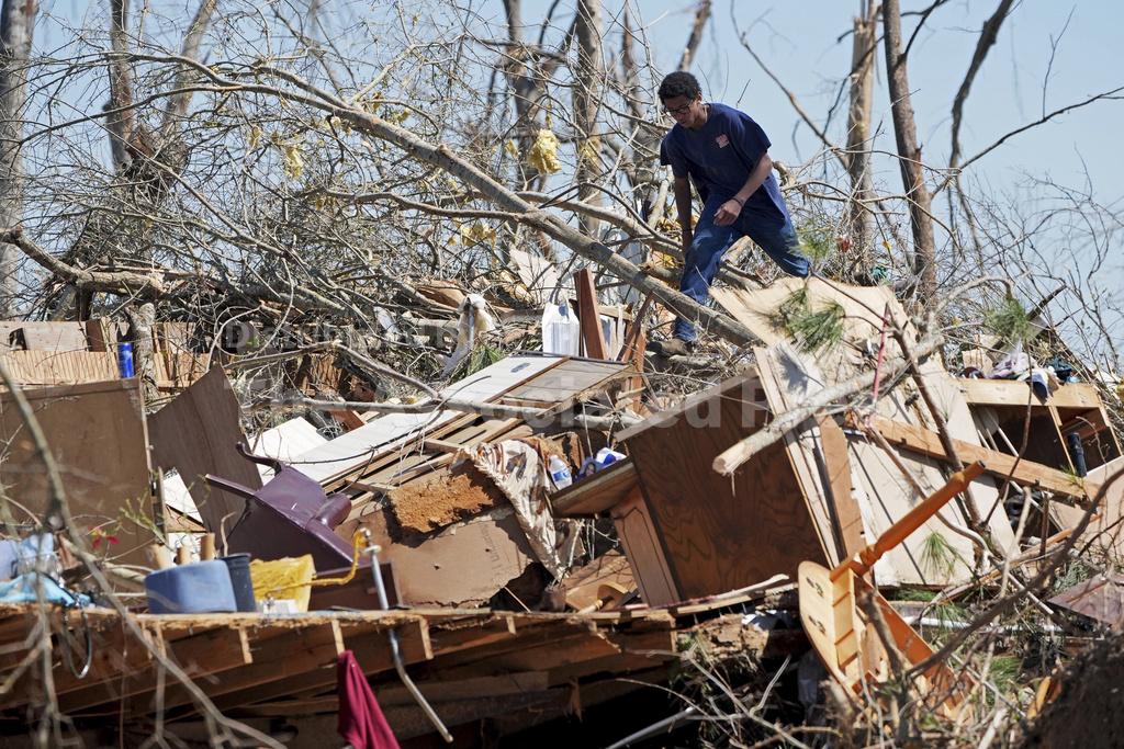 Devastating storms kill at least 39 across 7 states in the South and ...