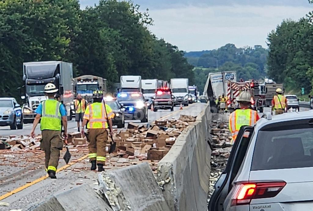 Hot dog spill shuts down highway in Pennsylvania commuters' wurst ...
