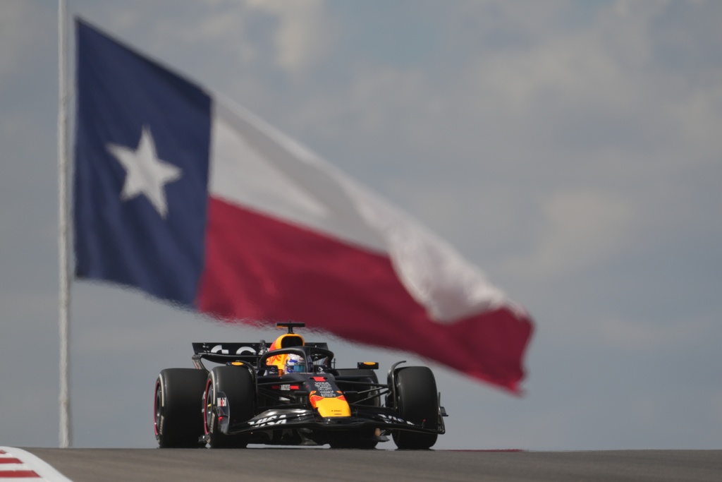 Formula 1 title fight heating up in Texas as McLarens duel and ...