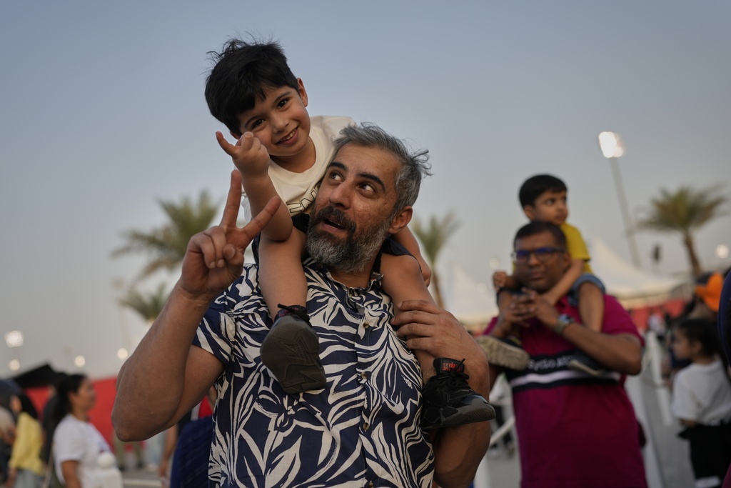 AP PHOTOS: Formula One fans flock to Bahrain for the first race of the ...