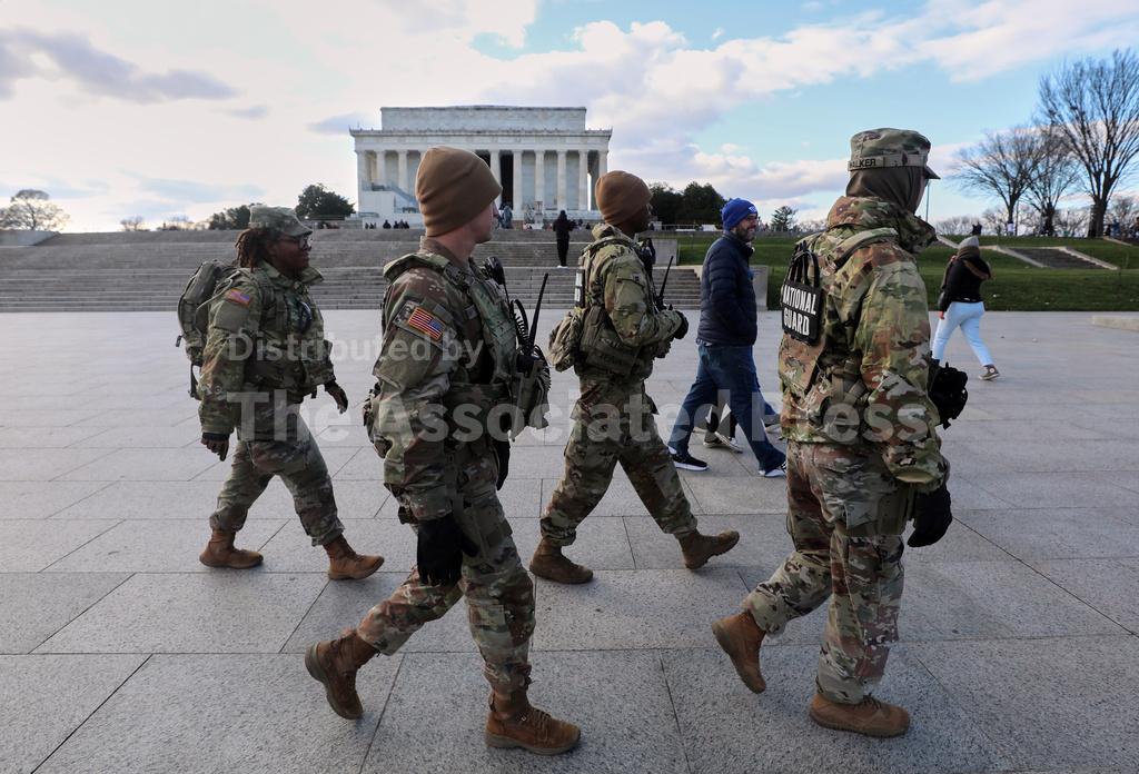 Texans corral high-scoring Colts and narrow AFC South race with 20-16 ...