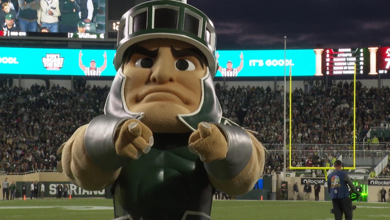 College football mascots just as good at keeping their identities ...