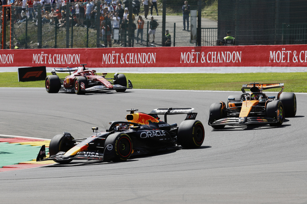 Verstappen overtakes Piastri to win sprint race at Belgian GP at start ...