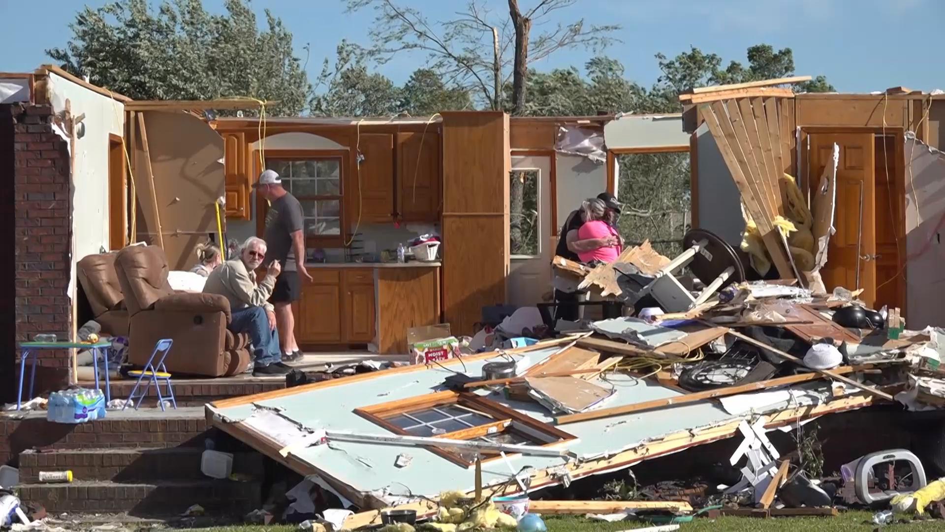 More storms take aim at central US, where many are digging out from ...