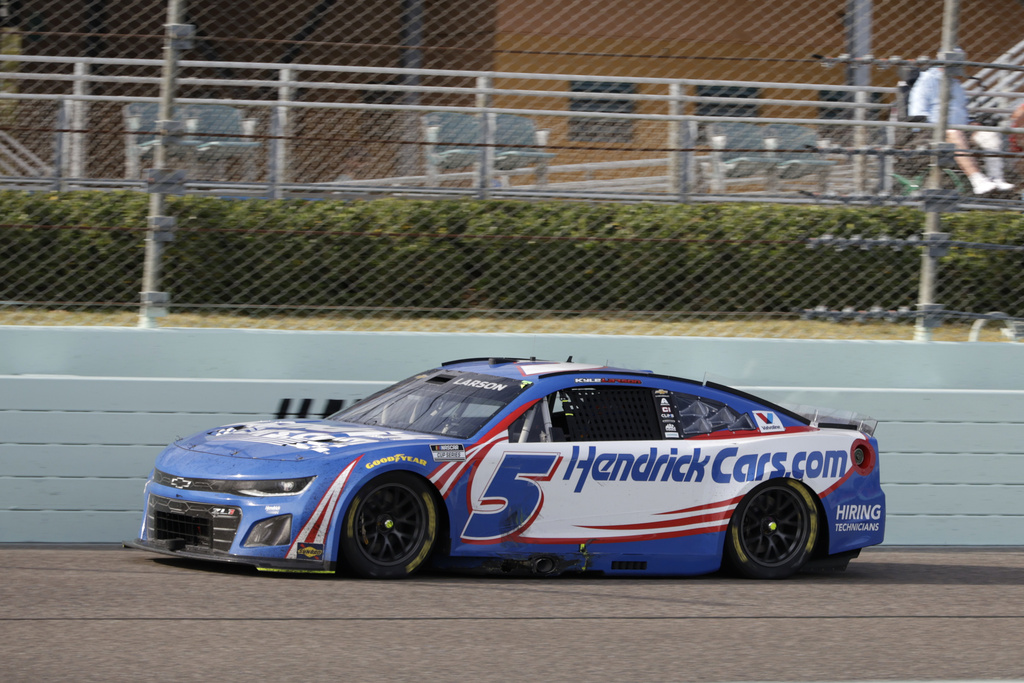 Kyle Larson wins Cup Series at Homestead, finishes one race shy of ...
