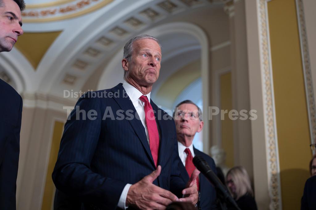 Senate passes budget plan for ICE and Border Patrol in bid to reopen ...