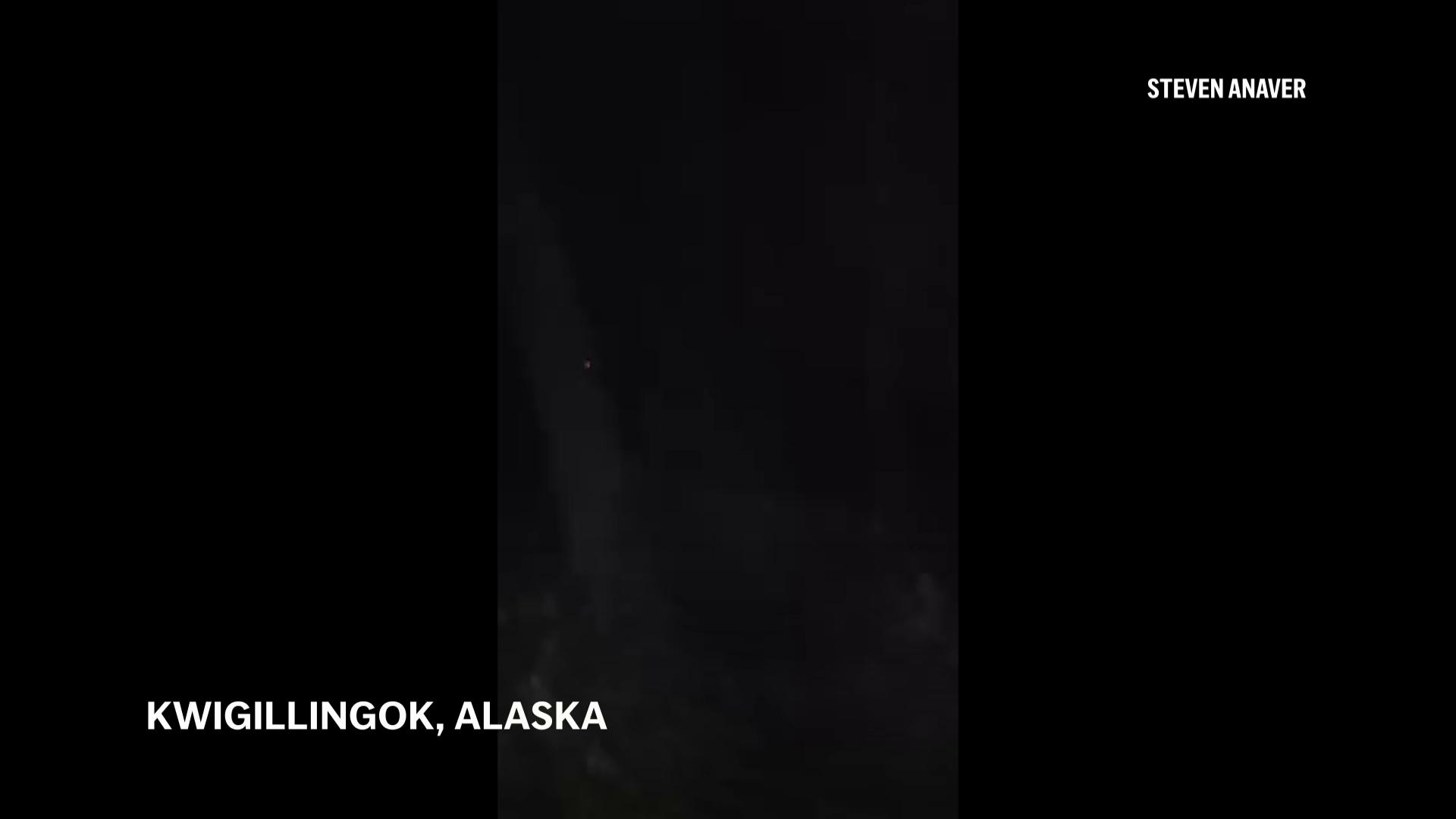 A man took videos as his home floated away with him inside in Alaska's ...