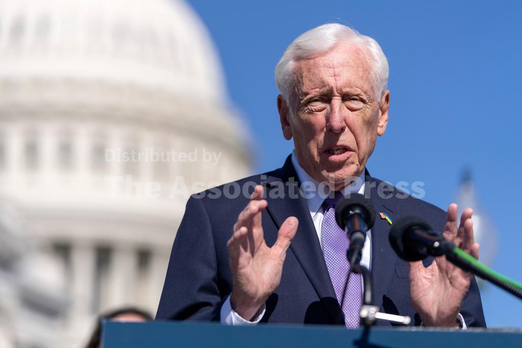 Rep. Steny Hoyer, the longest-serving House Democrat, to retire at the ...