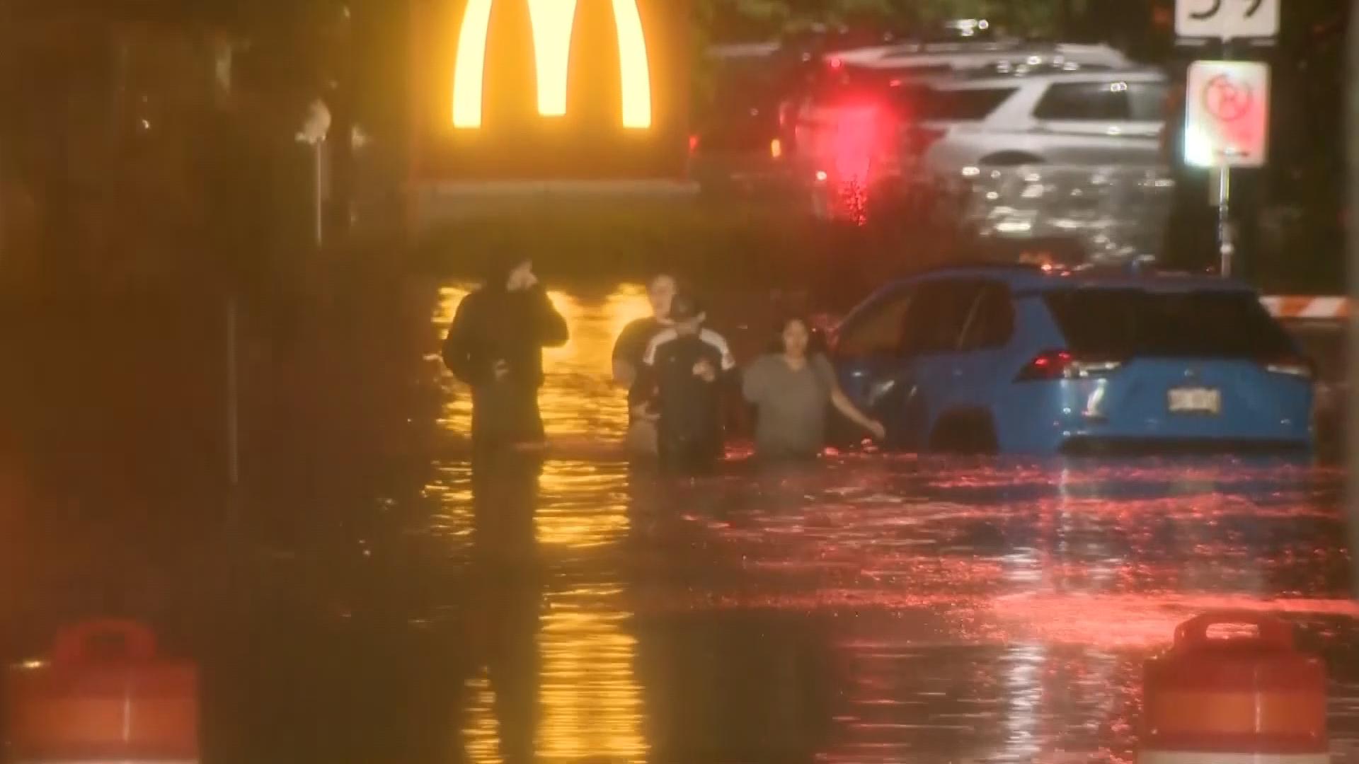 Milwaukee area drying out after weekend rain causes record flooding on ...