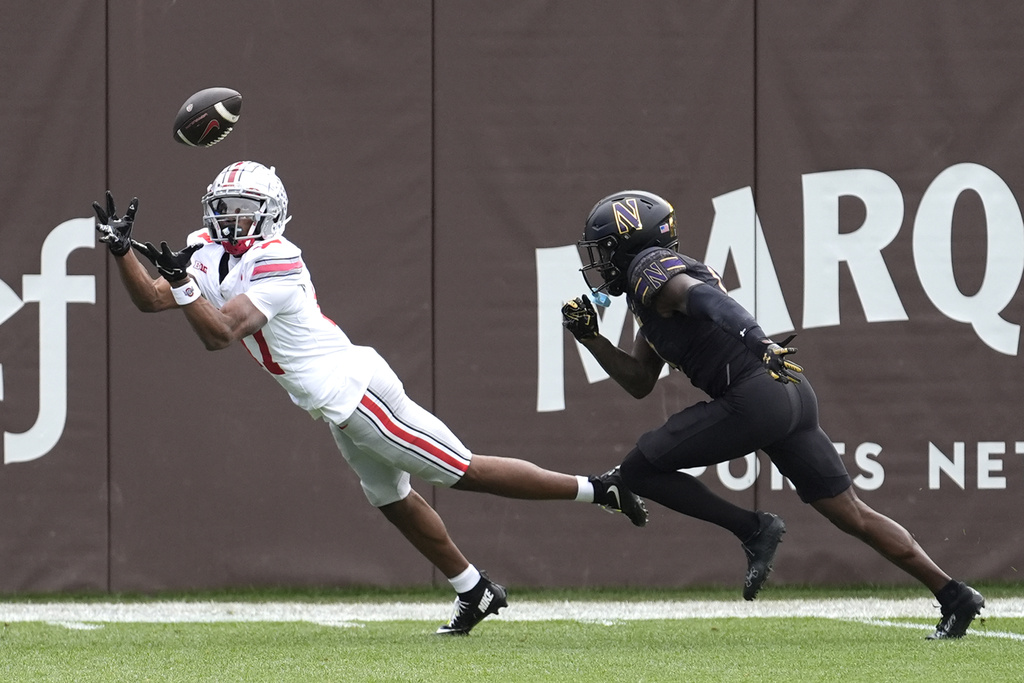 Ohio State receiver Carnell Tate scores 2 touchdowns in his Chicago ...