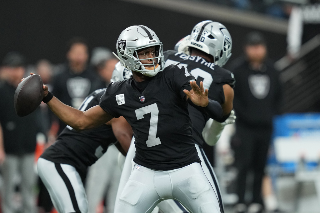 Geno Smith returns to start for Raiders against Texans' top-ranked ...