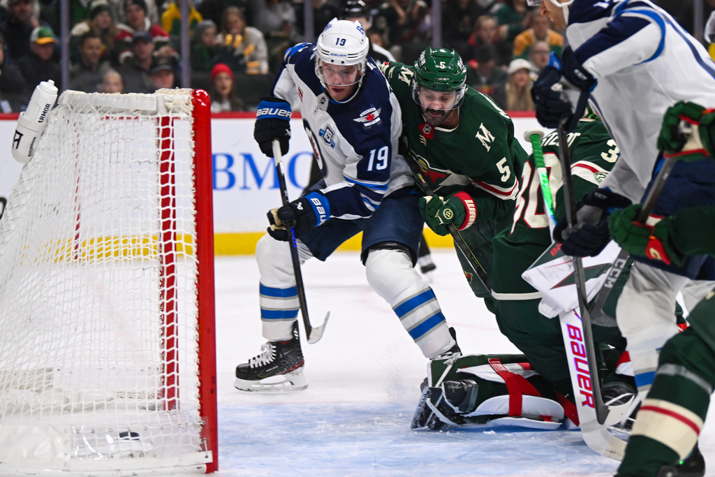 Scheifele has 4 points as Jets beat Wild 6-2 for 4th straight win ...